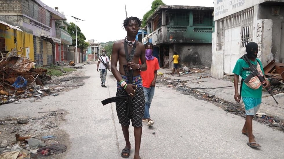 Reportage exclusif en Haïti : à Port-au Prince, capitale assiégée par ...